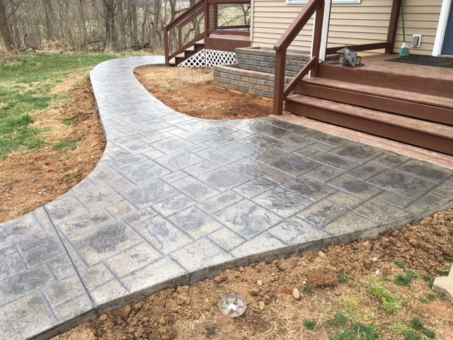 Custom Driveway and Sidewalk | Blackwater Concrete | Gore